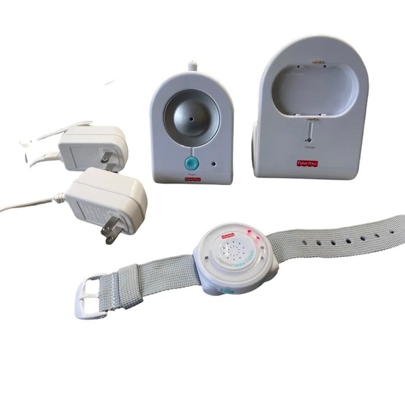 Fisher-Price | Cameras, Photo & Video | Fisher Ready 2 Wear Digital ...